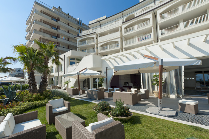 YES HOTEL TOURING **** Rimini - Miramare (RN) | Eurospin Viaggi
